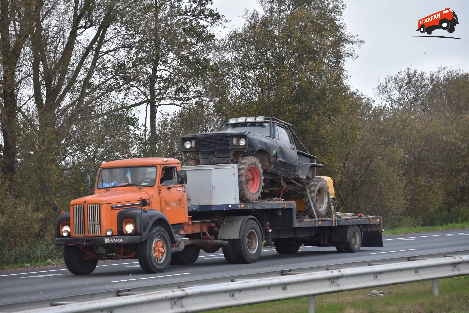 De levens van de BR-VV-14 - Alex Miedema