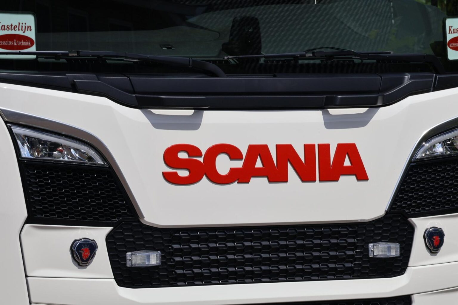 Nieuwe Scania S590 V8 voor Jasper van Oirschot - Arnold Tamminga