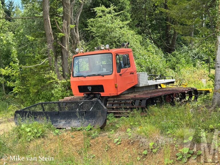 Mike van Stein spotte een TAM Pistenbully in de Alpen